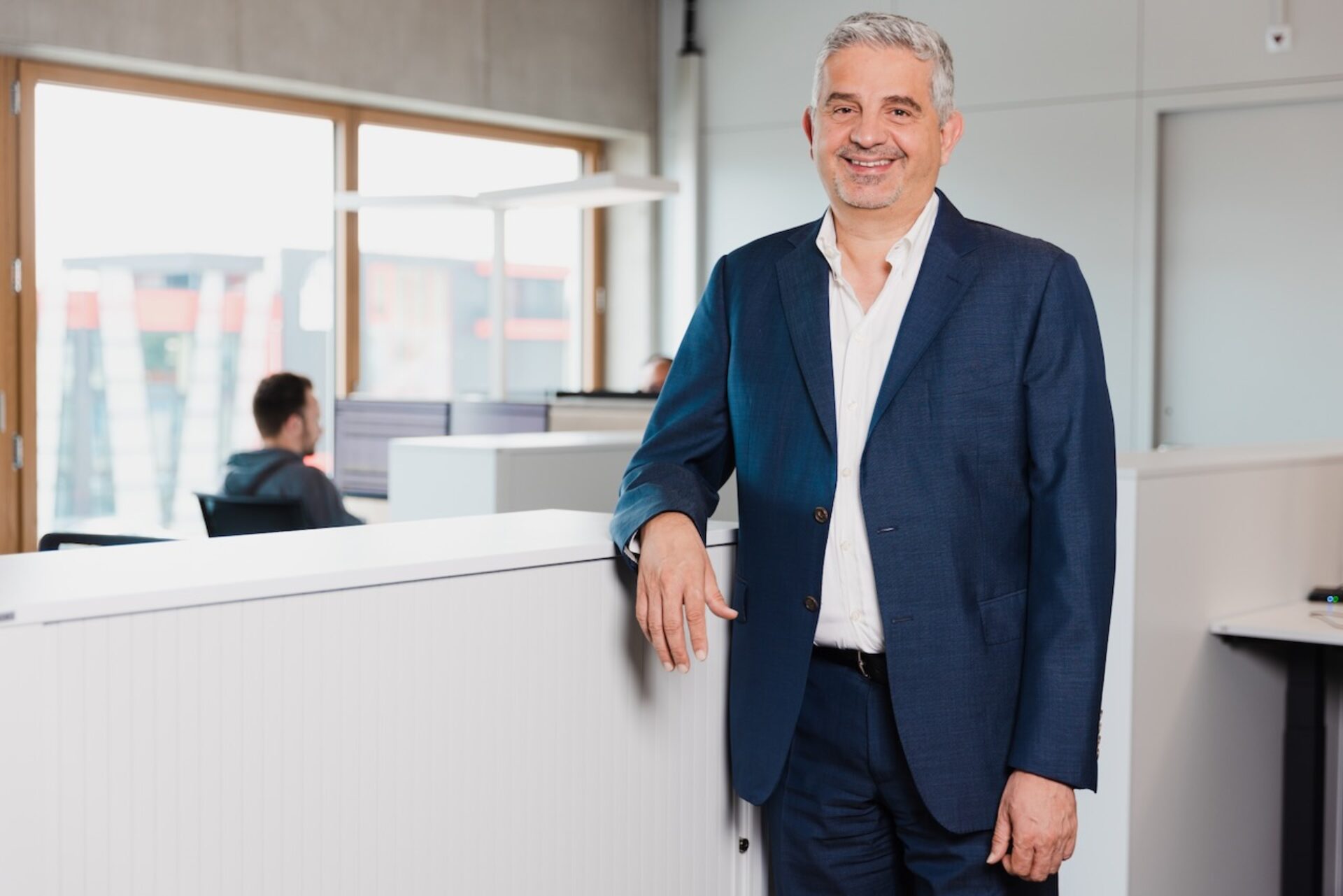 Kandou AI Appoints Srujan Linga as CEO and Amin Shokrollahi as CTO ...